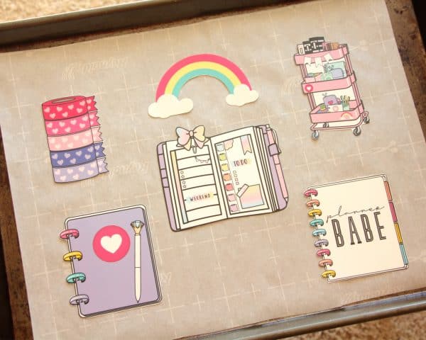 How to Make Pins At Home {That LOOK Totally Professional!} - A Country ...