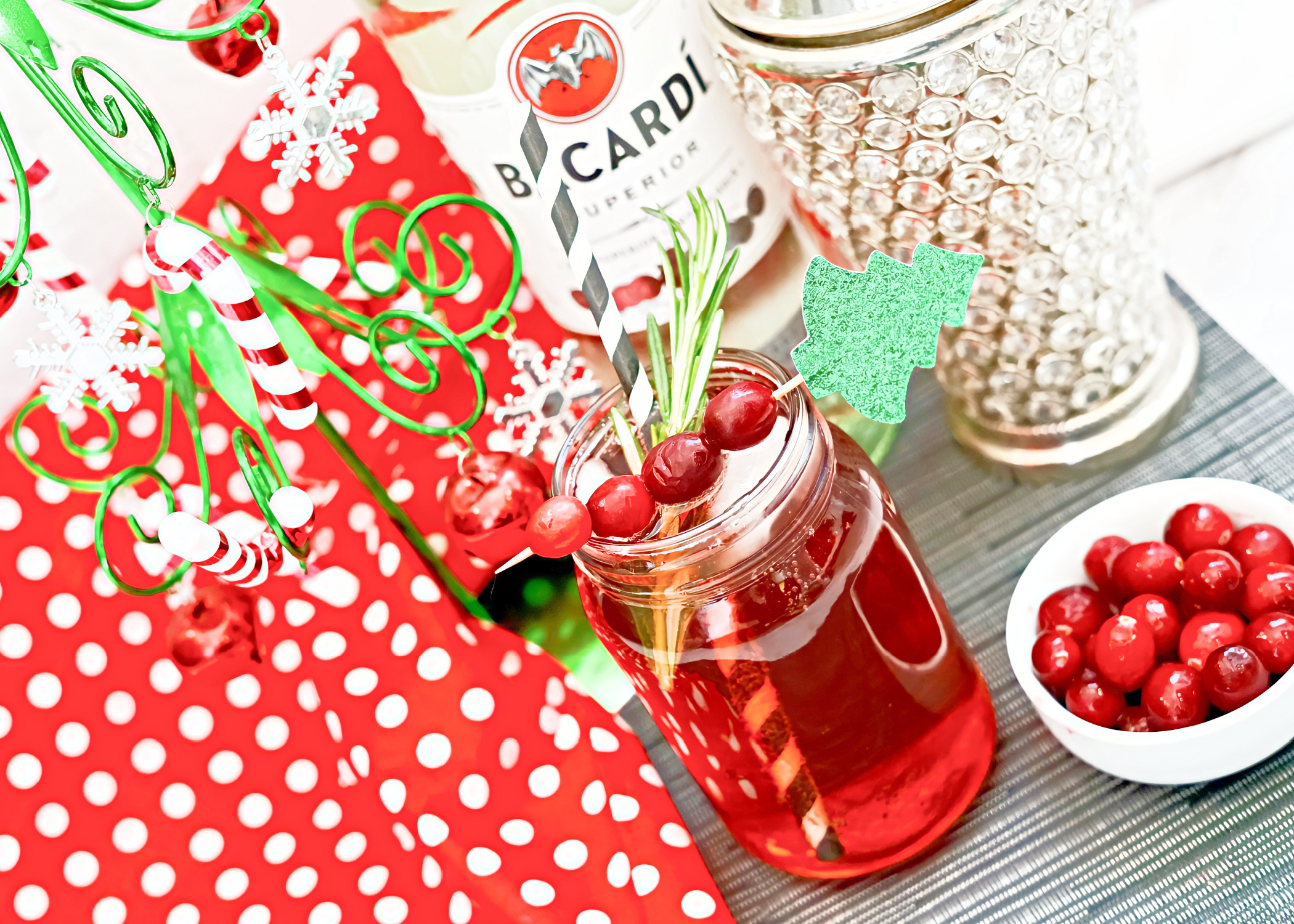 EASY Christmas Rum Cocktails {The Tipsy Elf!} - A Country Girl's Life