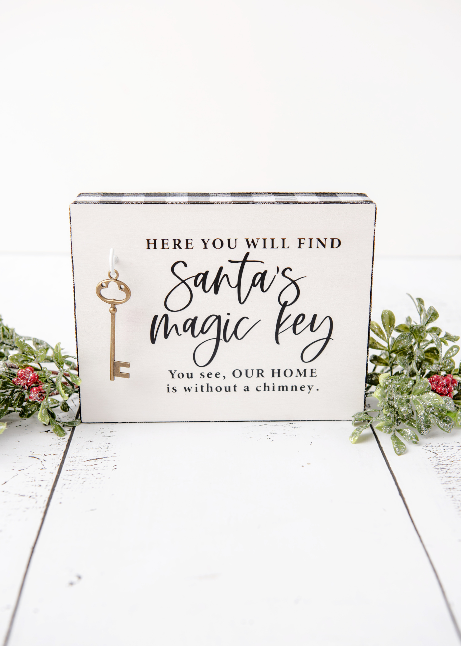 Santa's Magic Key DIY + FREE SVG & PRINTABLE! - A Country Girl's Life
