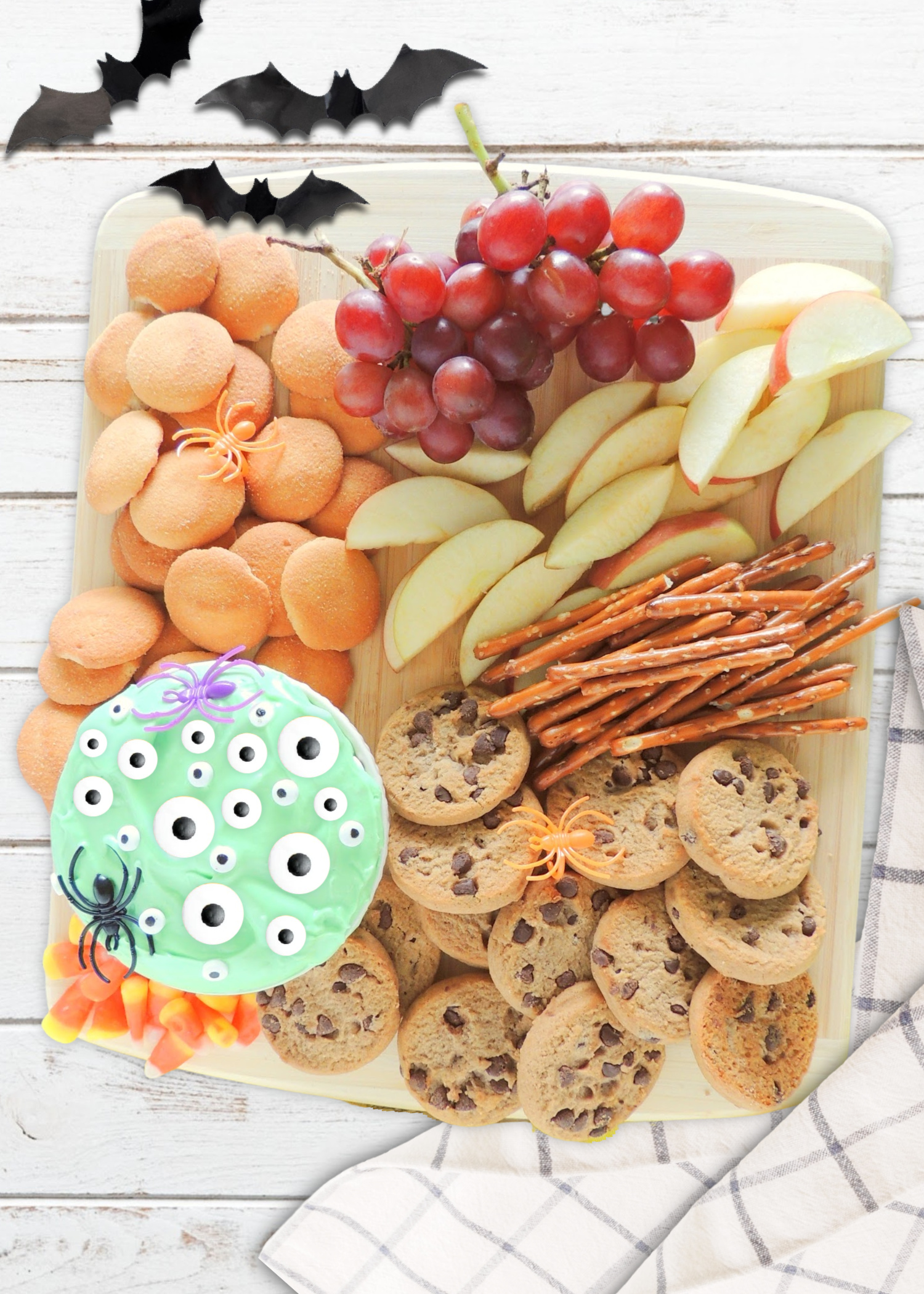 73+ Halloween Potluck Ideas for Work & School Parties {EASY} - A ...