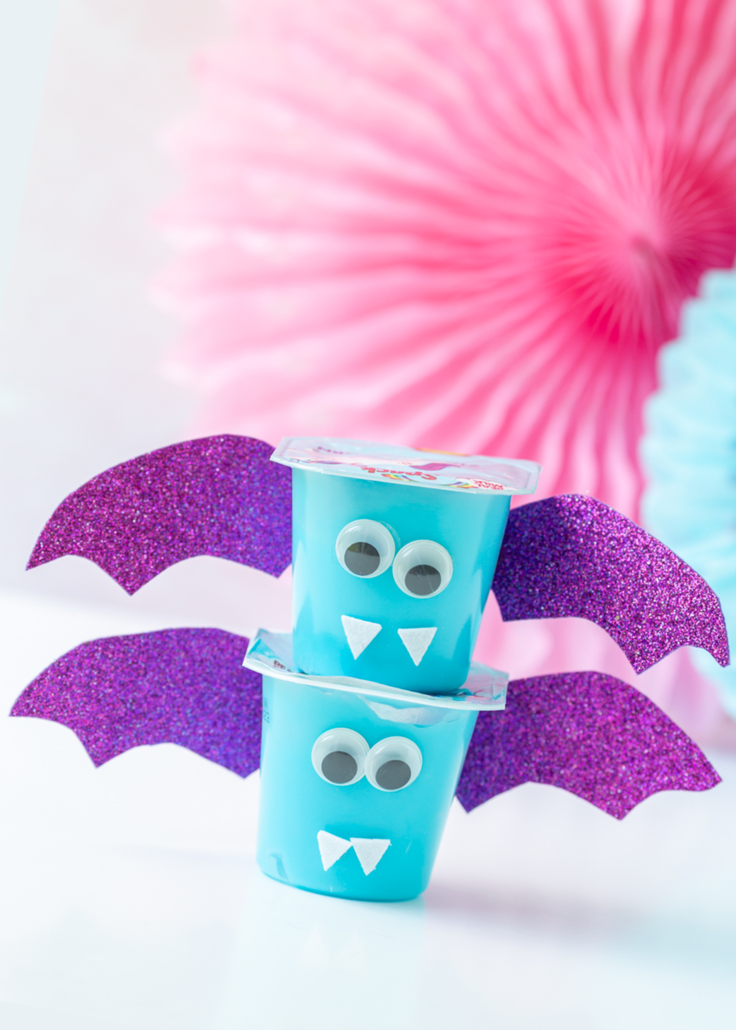 Halloween Pudding Cups {FREE BAT TEMPLATE!} - A Country Girl's Life