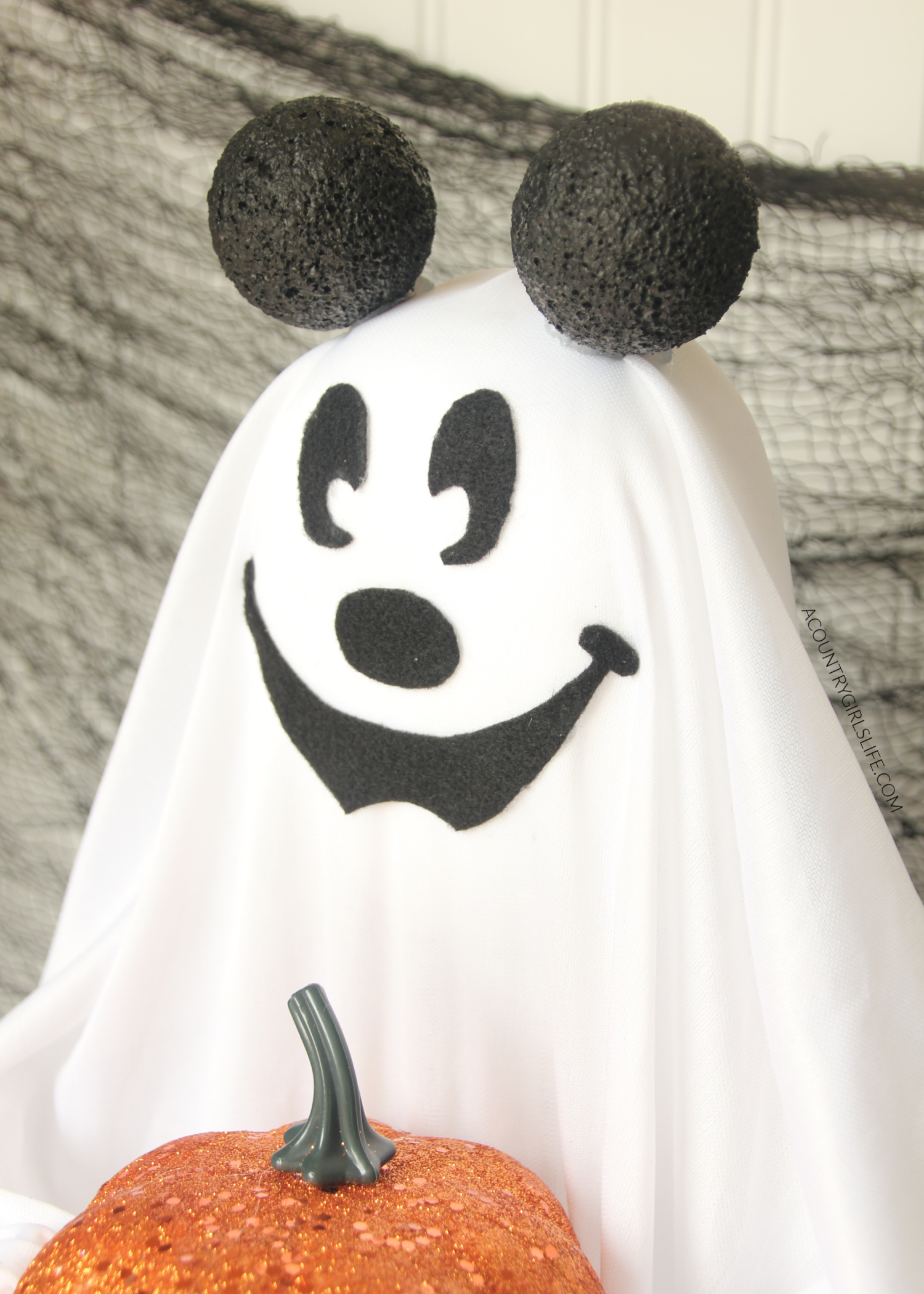 Dollar Tree Ghost DIY {Mickey Mouse} +FREE STENCIL! - A Country Girl's Life