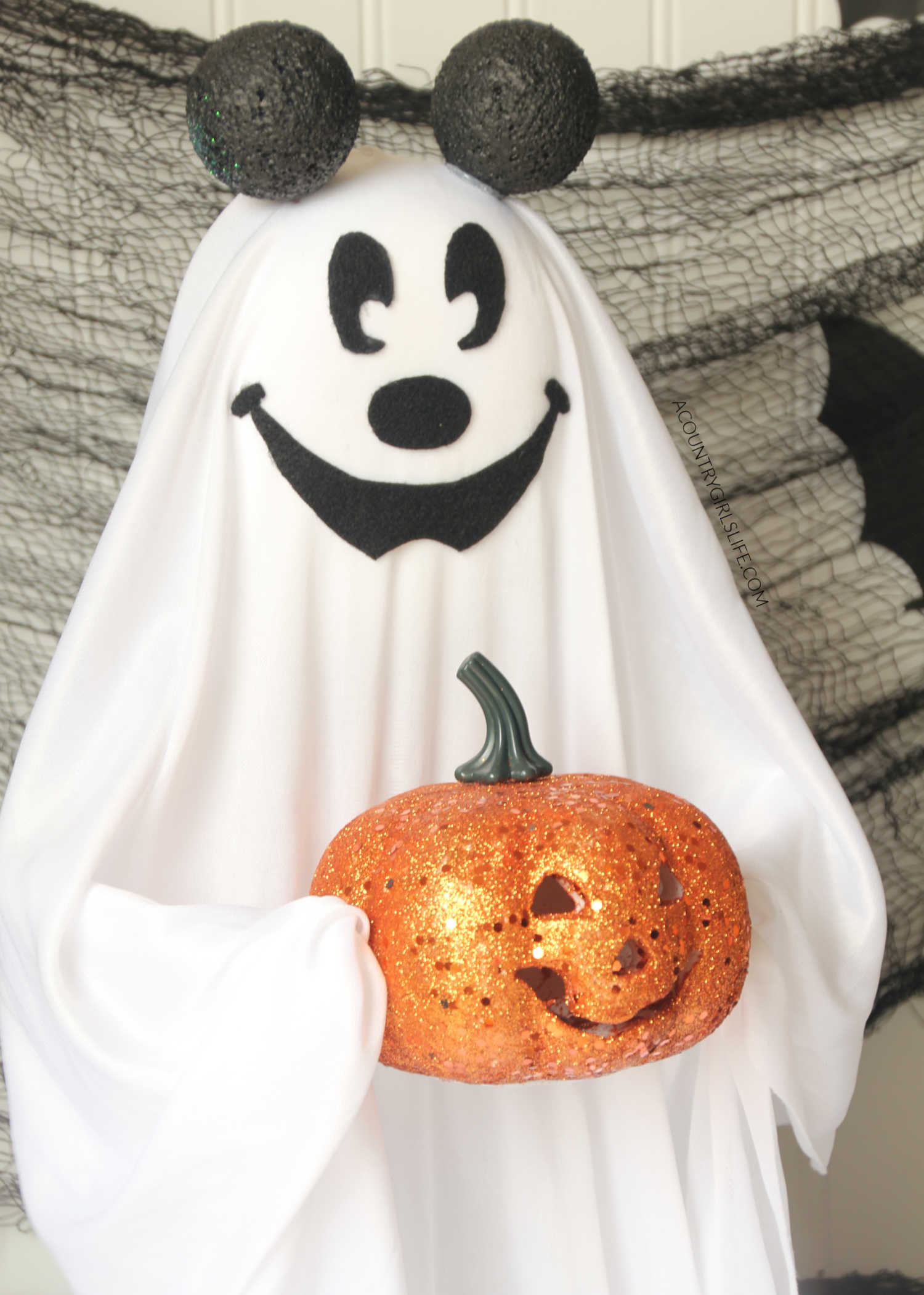 Dollar Tree Ghost DIY {Mickey Mouse} +FREE STENCIL! - A Country Girl's Life