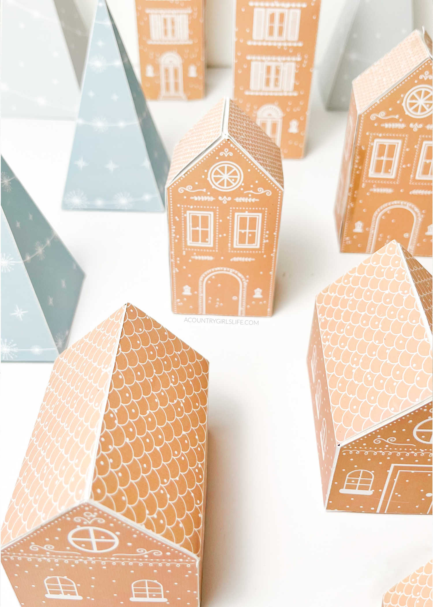Christmas Paper Village (DIY FREE PRINTABLES!) - A Country Girl's Life
