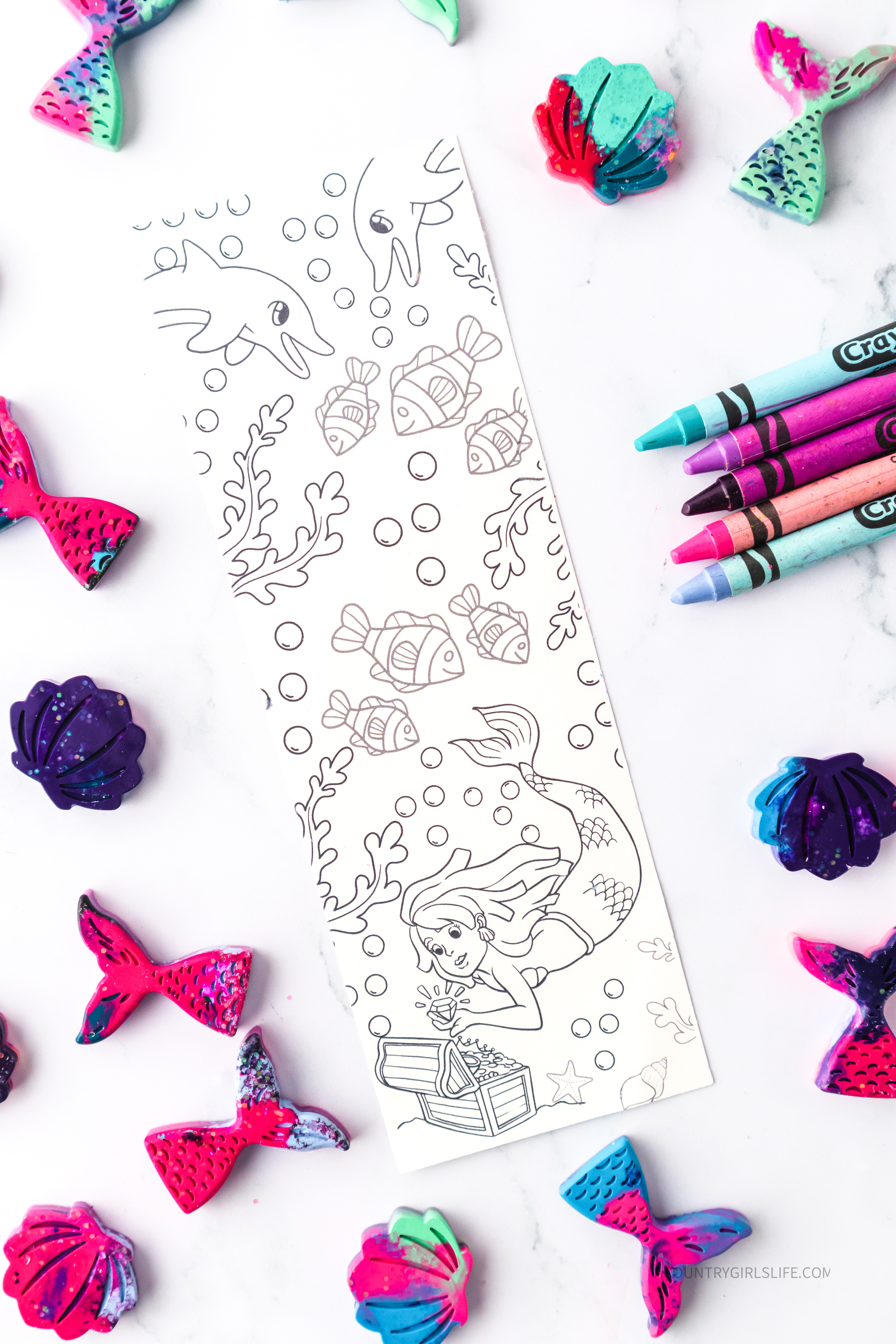 Mermaid Bookmarks FREE Printable {CUTE!} - A Country Girl's Life